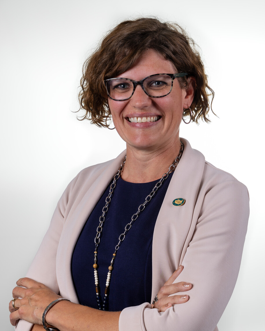 Sioux Central High School ag teacher named 2025 Iowa Teacher of the ...